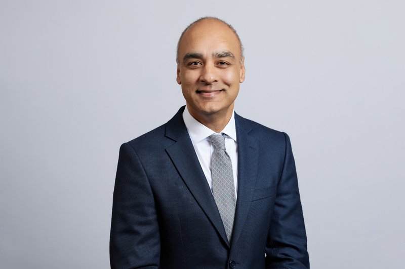 Dr Raj Mathur | Essential Fertility®